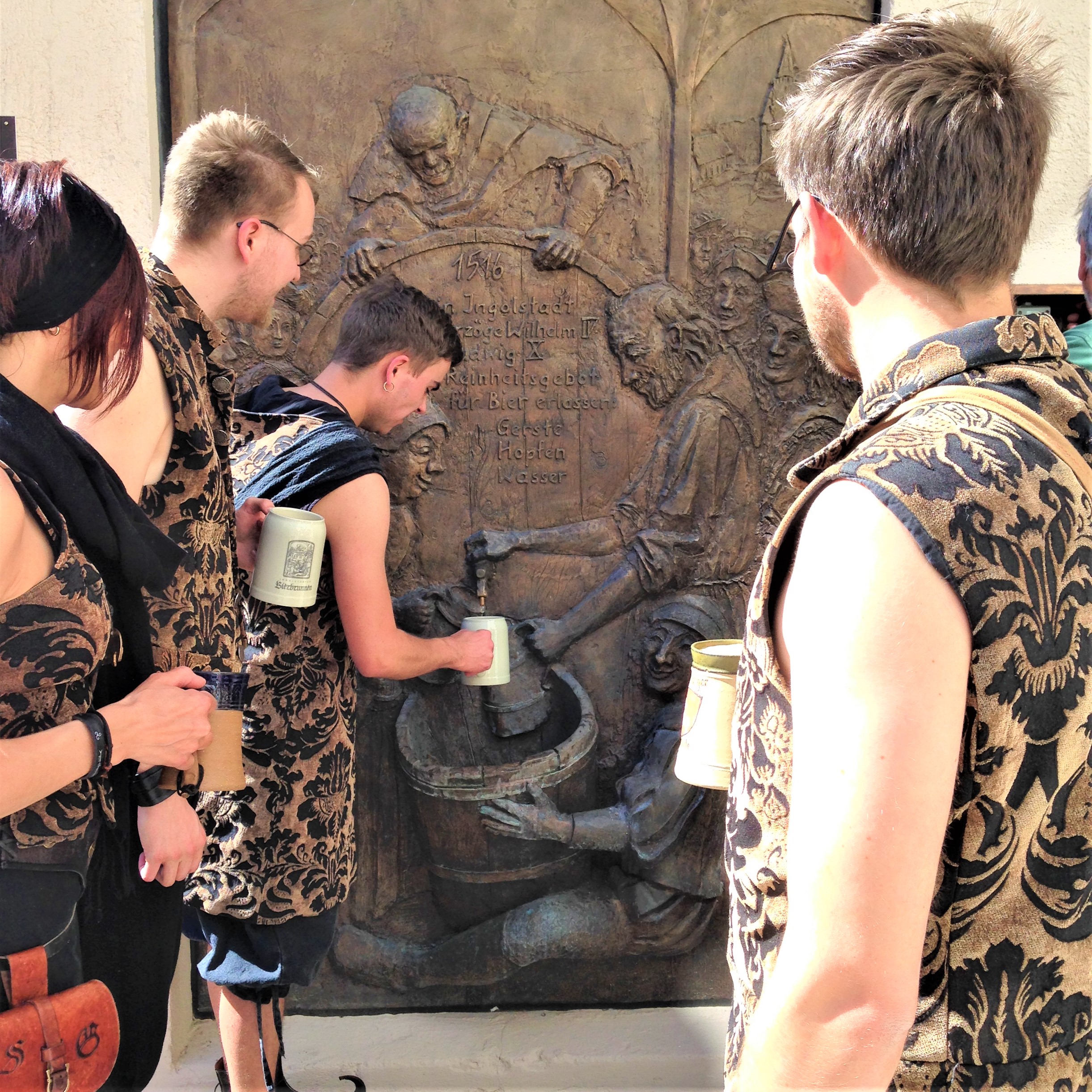 Medieval Beer Fountain ( Bierbrunnen) – justbluedutch